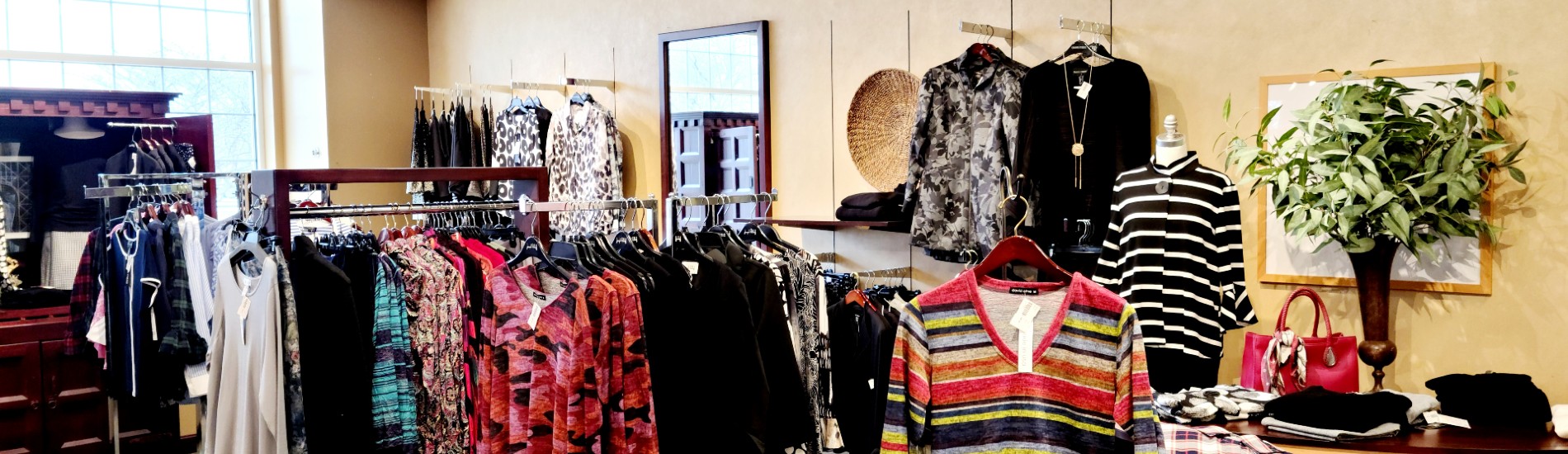 The Gentry Shop | Davenport, IA | Mississippi | Moline | Fashion ...