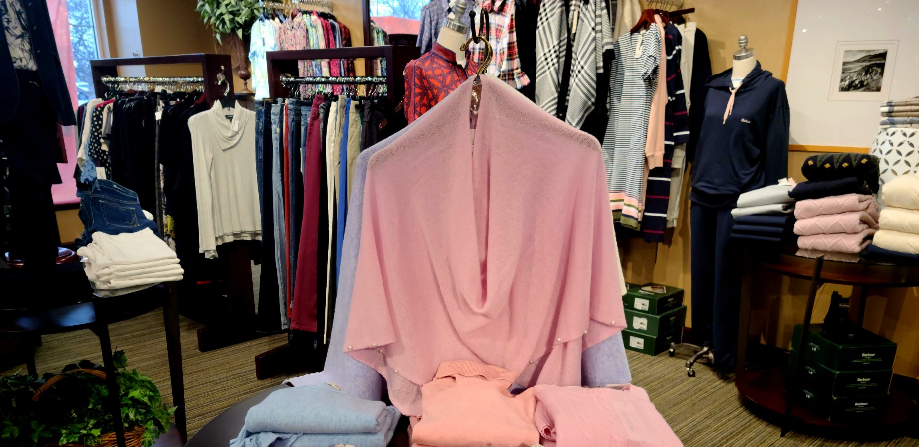 The Gentry Shop Davenport IA Mississippi Moline Fashion